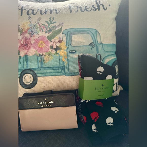 kate spade | Bags | Kate Spade Wallet Bundle | Poshmark